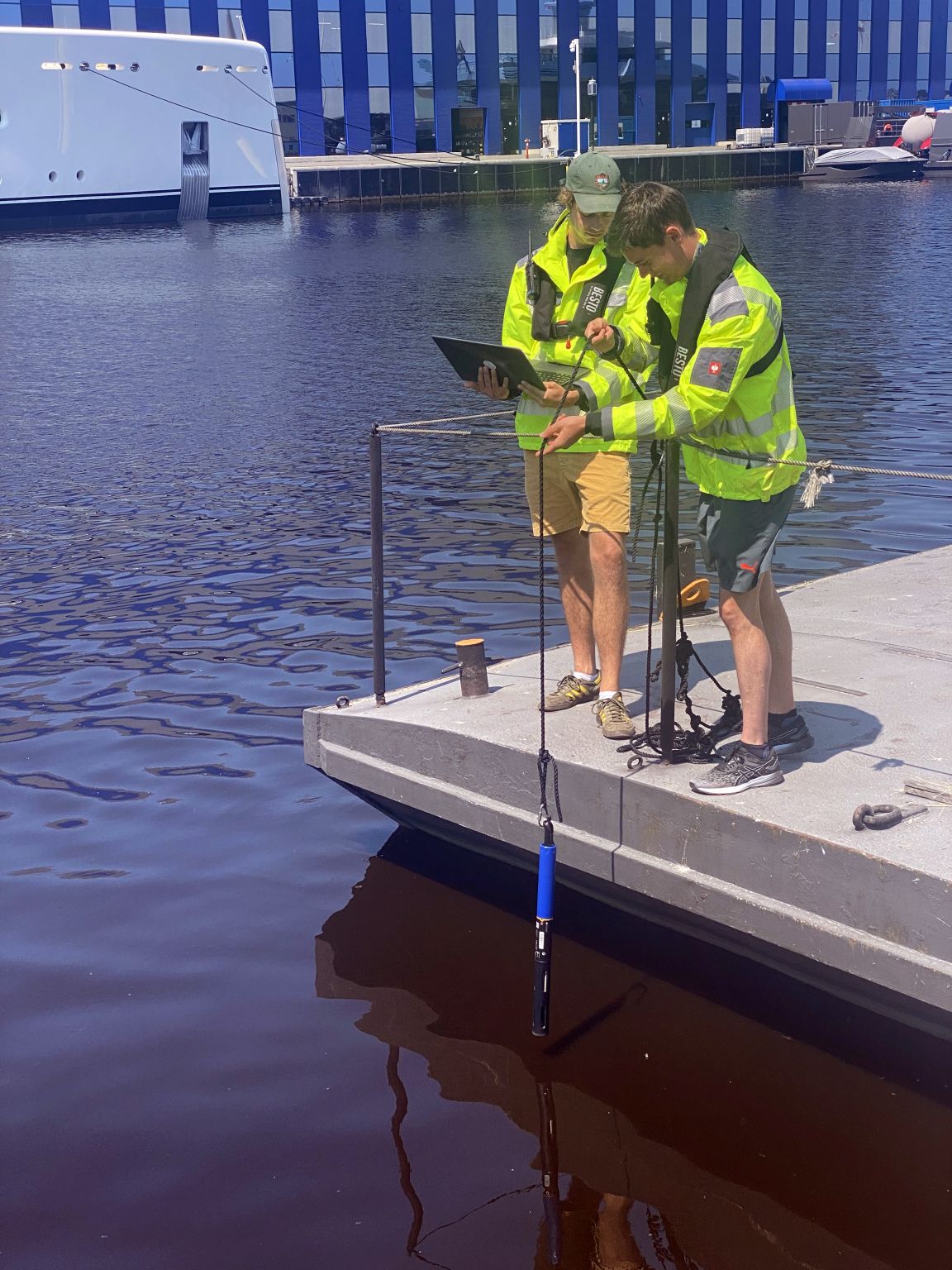 Collaborating against plastic pollution – Observator